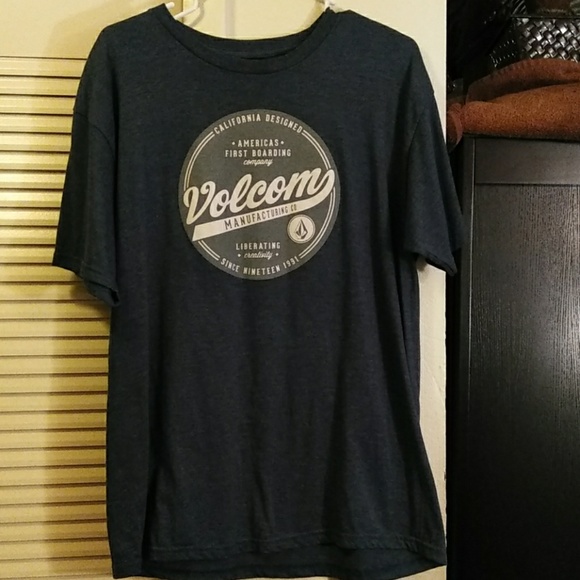 Volcom | Shirts | Mens Tee | Poshmark